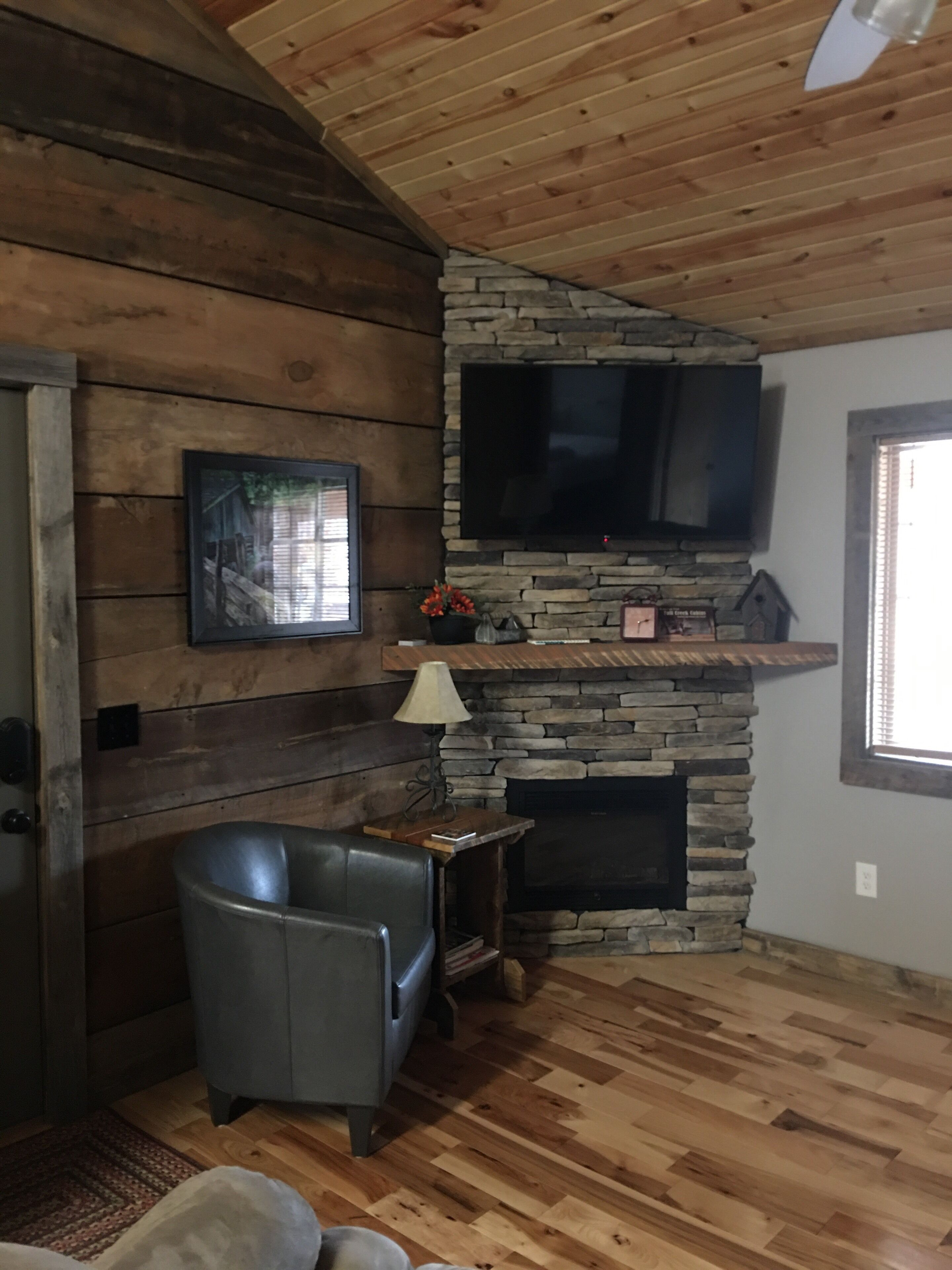 #4 Fall Creek Cabins Family Friendly 1 Mile From Lake Norfork , Mtn. Home Ar. - Mountain Home, AR