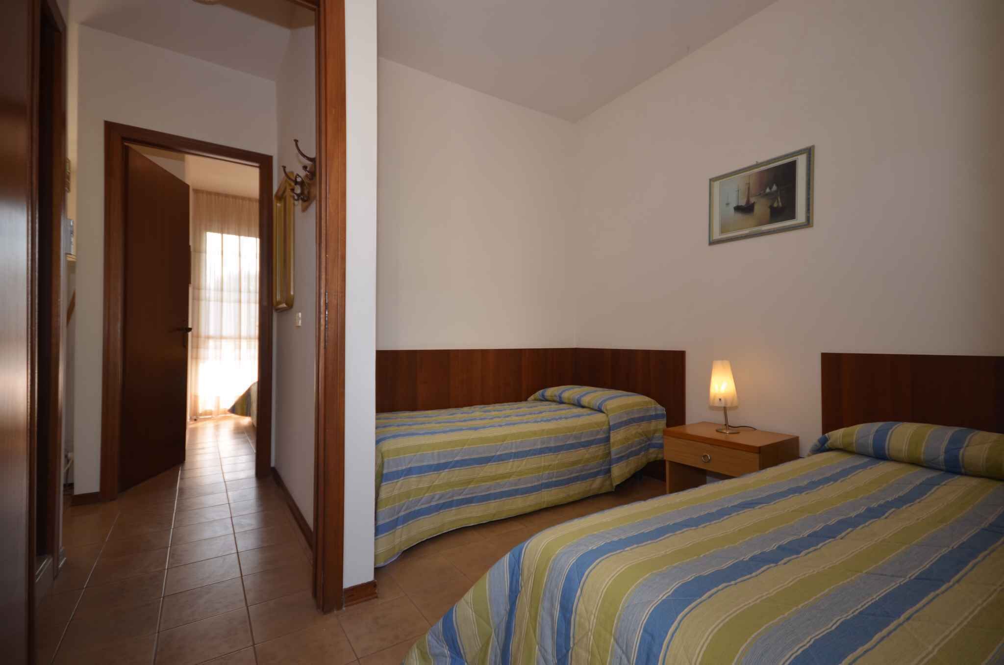 Ferienwohnung Mit Balkon Und Klimaanlage - Bibione Pineda