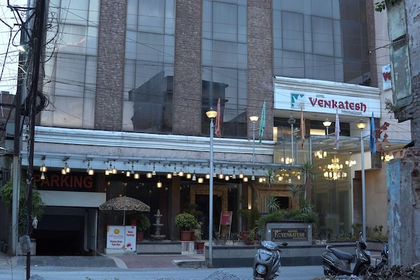 Hotel Venkatesh International - Raipur