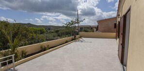 Apartamento, 2 quartos | Terraço/pátio