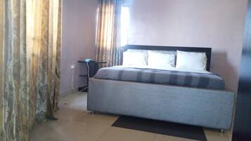 Quarto Duplo Executivo | Roupa de cama fornecida