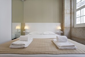 Apartamento, 1 cama queen-size | Roupa de alta qualidade, Wi-fi grátis, roupa de cama fornecida 