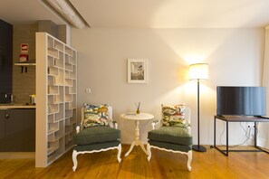 Estúdio Deluxe, 1 cama queen-size | Ferro/tábua de engomar, berços/camas para crianças grátis, Wi-fi grátis 