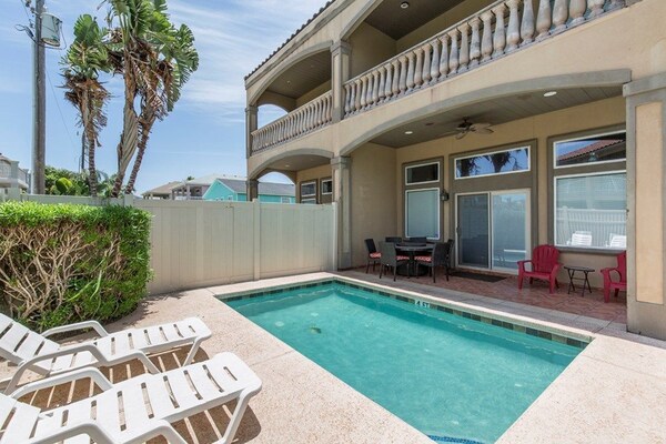 Casa Picasso 3 Br Home With Private Pool - South Padre Island