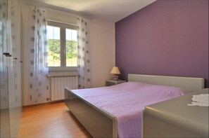 Apartamento, várias camas | Wi-fi grátis, roupa de cama fornecida 