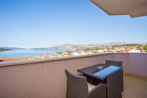 Apartamento, 2 camas de casal | Varanda