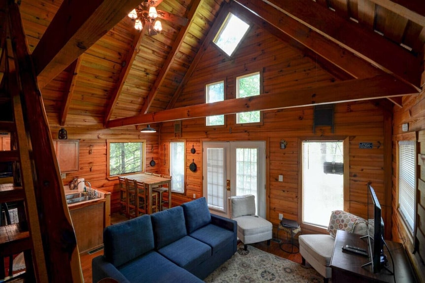 Hidden Chalet- Hot Tub, Wifi, Pac Man Arcade, Firepit - Kentucky