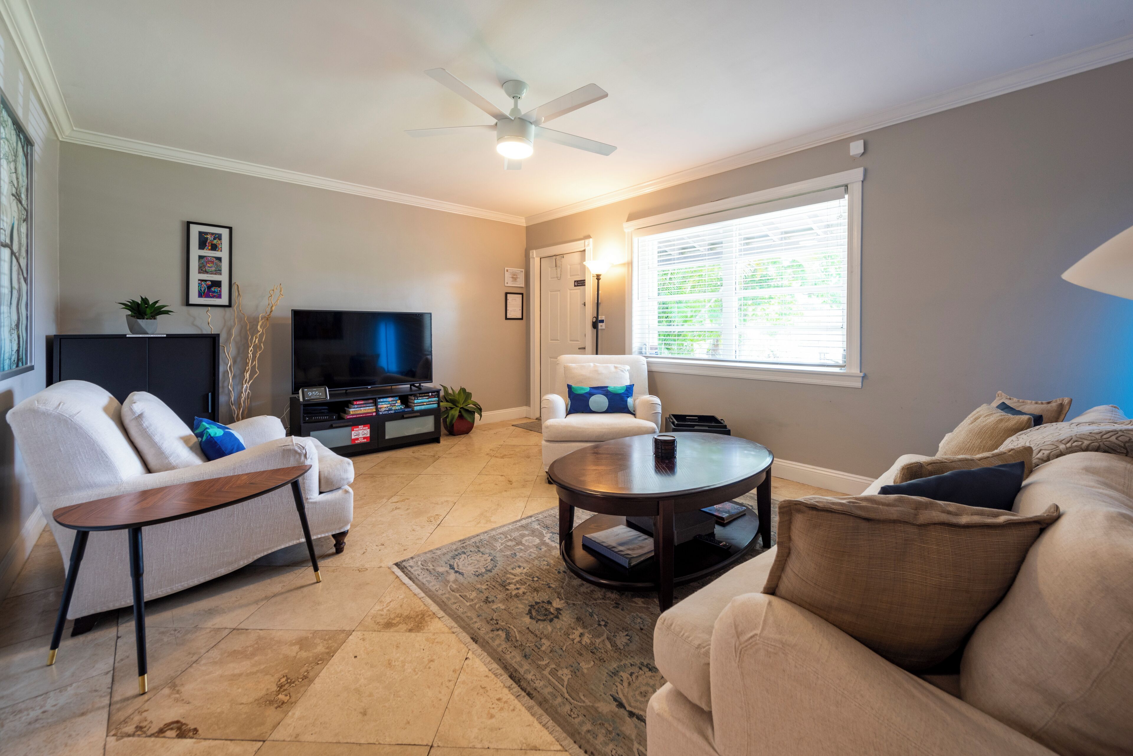Beautiful Entire Home Near Wilton Manors, Las Olas Blvd & The Beach - Sunrise, FL