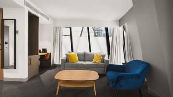 Suite, 1 cama king-size | Lençóis de algodão egípcio, roupa de alta qualidade