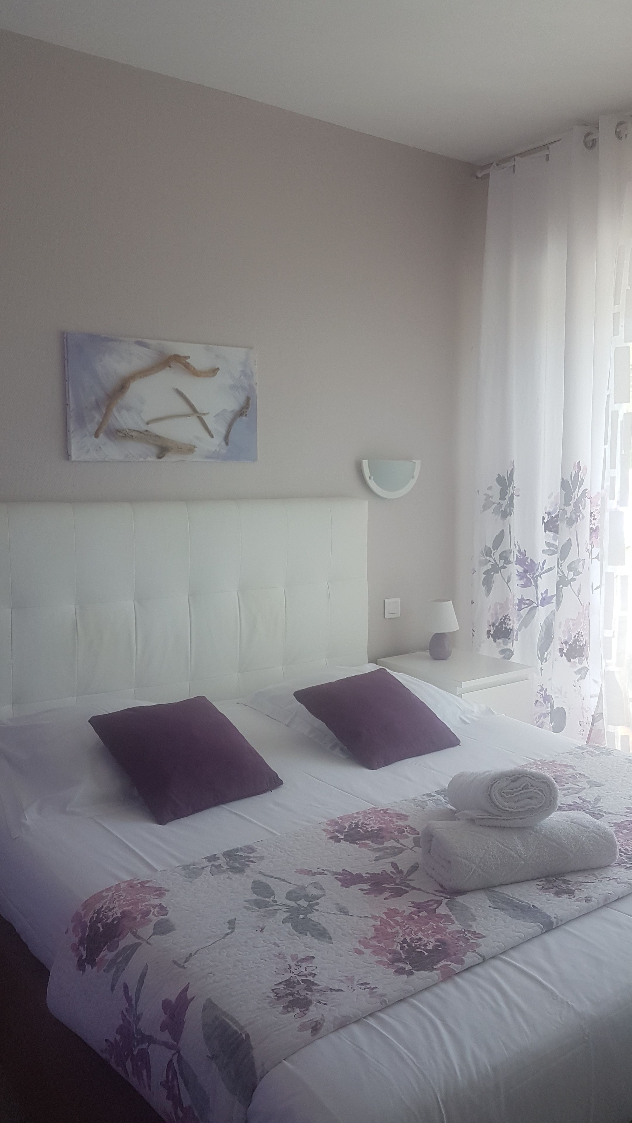 Quarto Duplo, varanda, vista para o mar | Minibar, cofre no quarto, com decoração personalizada 