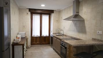 Apartamento Familiar, 3 quartos, vista para a montanha | Cozinha privada