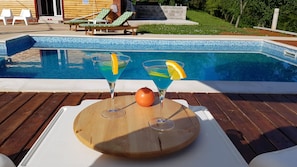 Casa, várias camas | Piscina exterior | Piscina exterior 
