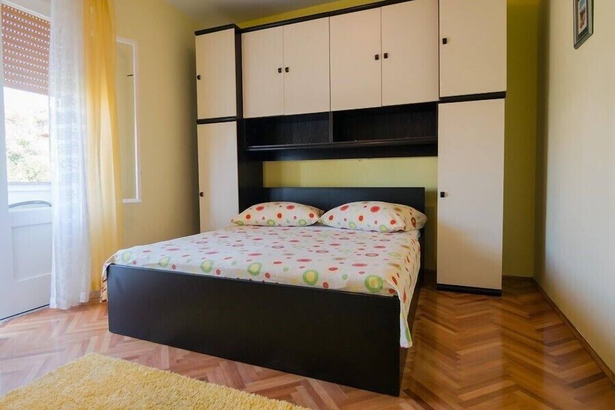 Apartamento, 1 cama de casal e sofá-cama | Wi-fi grátis, roupa de cama fornecida 