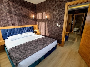 Suite Júnior | 1 quarto, lençóis de algodão egípcio, roupa de alta qualidade, minibar 