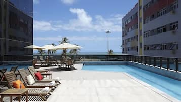 Piscina exterior