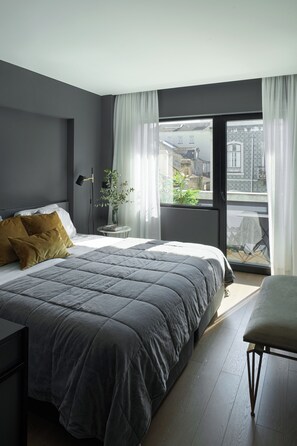 Cortinas/cortinados opacos, quartos insonorizados 