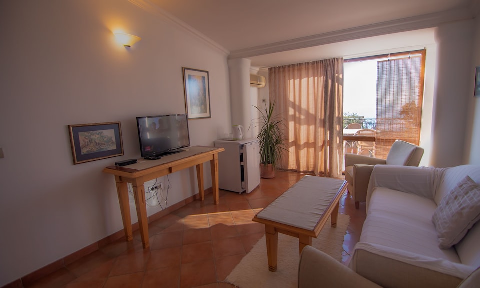 Levantin Inn 1-2 - 2 Suite Sea View - 부드바