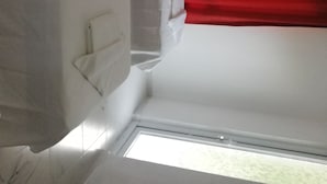 Quarto, 3 camas de solteiro | Roupa de cama