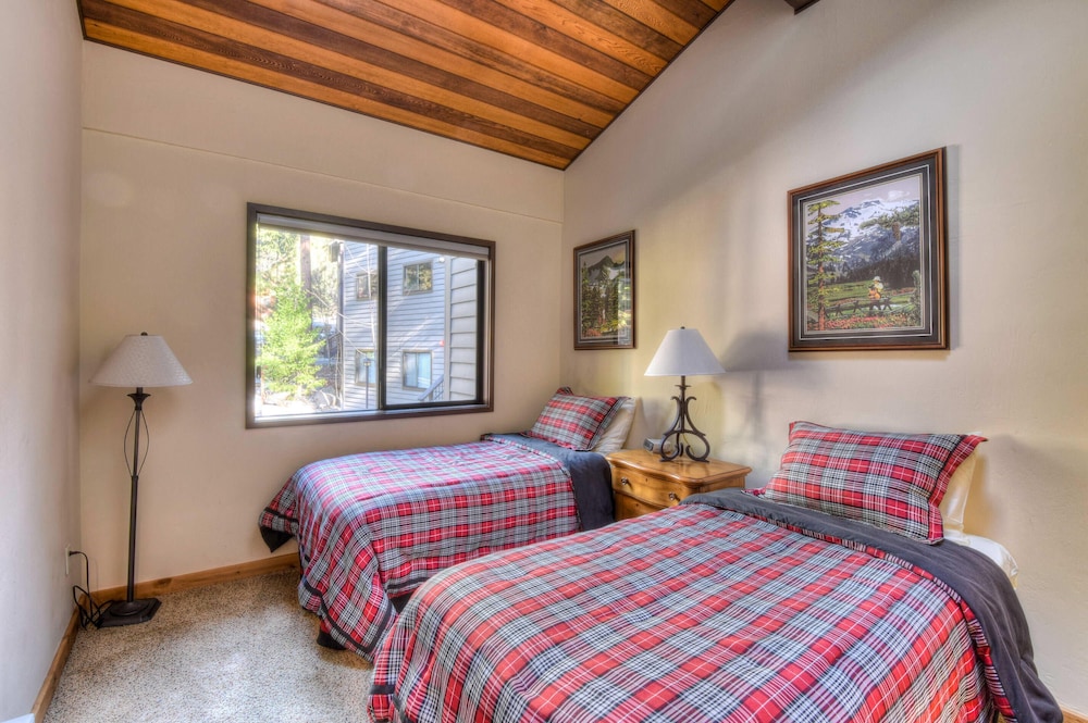 Brockway Springs Resort | Short Drive To Moon Dunes Beach - North Lake Tahoe, CA