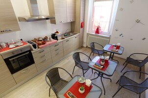 Pequeno-almoço continental diário incluído 