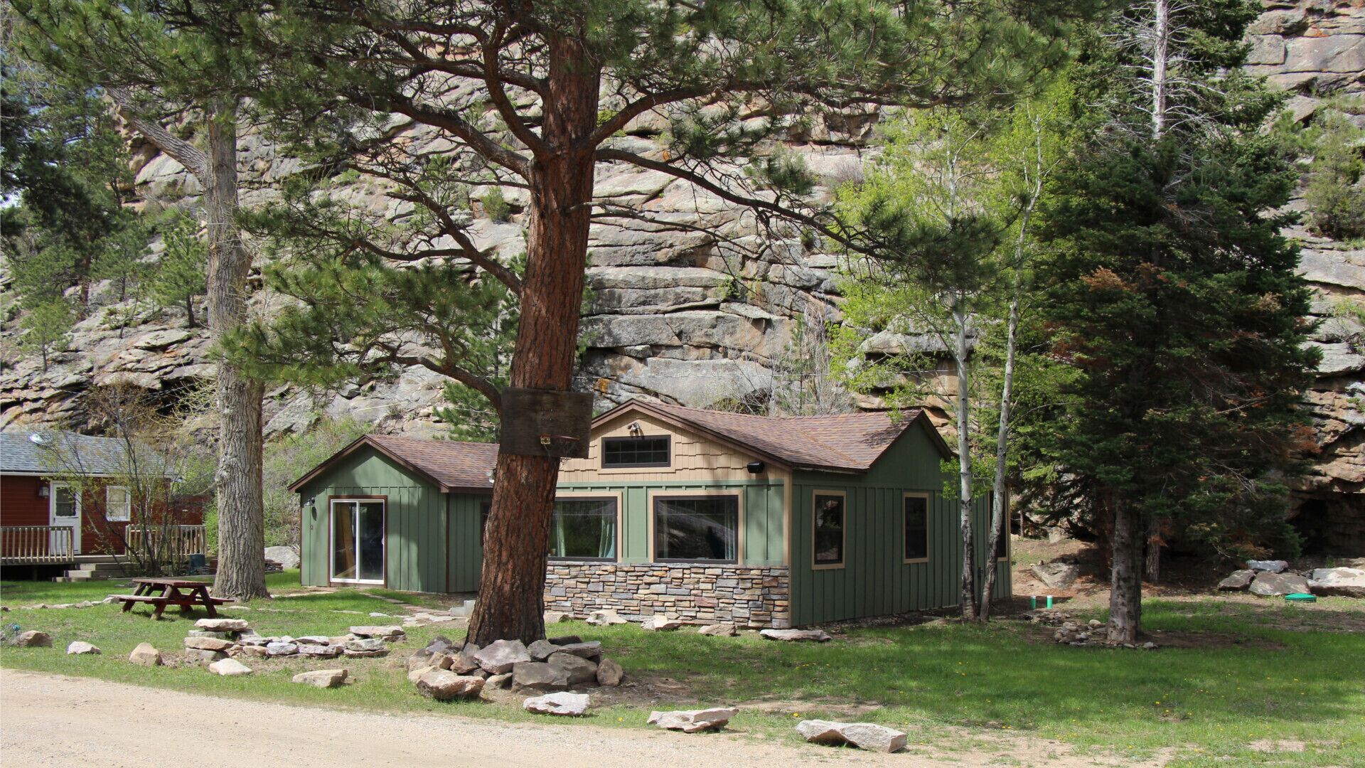 Great Getaway on the Big Thompson very near Estes & Rocky Mt. Nat'l ...