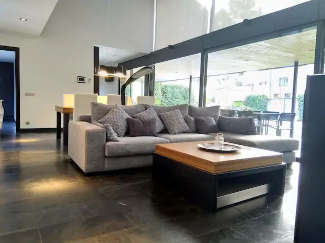 La Villa De La Playa - Castelldefels