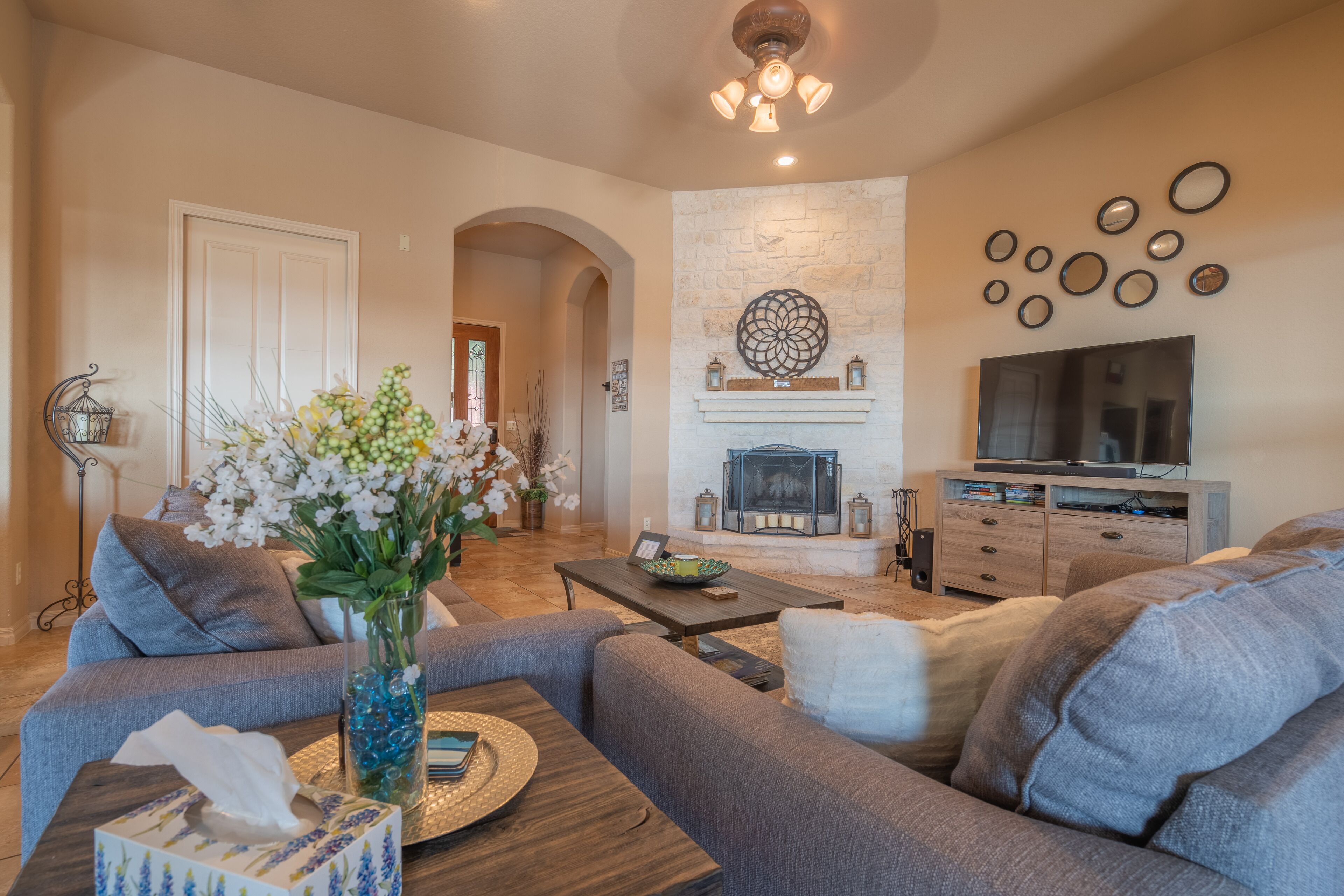 Lake View Oasis- Sunset Lake Views, Large Covered Deck, Fireplace, & Gas Firepit - Comal Park, Canyon Lake