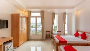 Secretária, camas desdobráveis, Wi-fi grátis