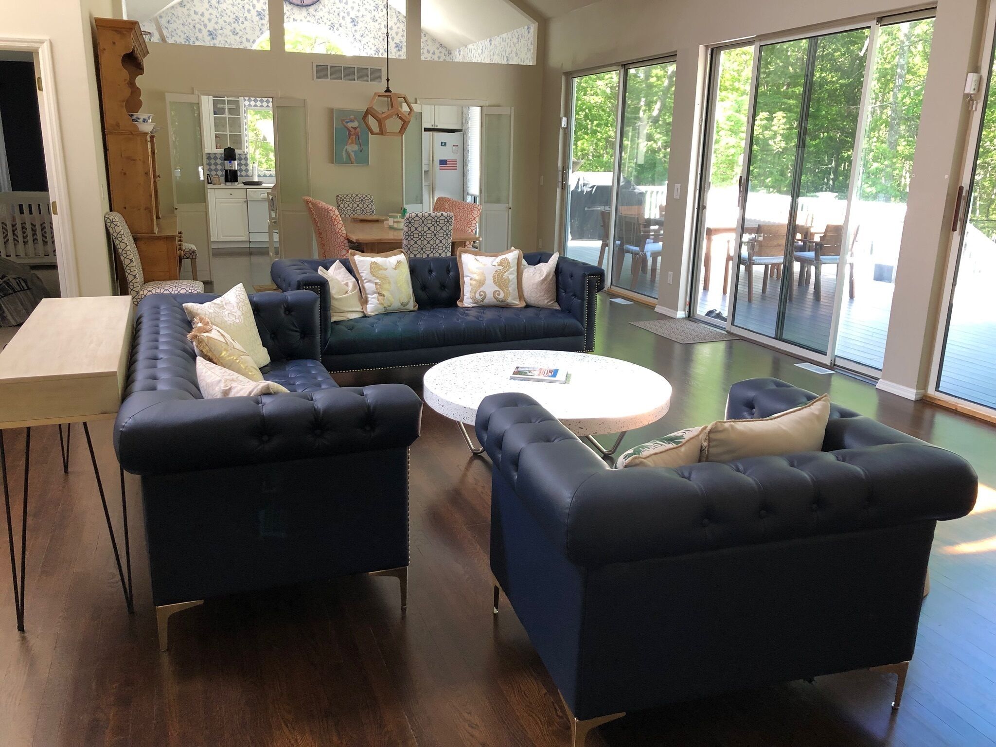 Hampton Bays 6 Bed/5 Bath 4000sqft Secluded Property On 1+ Acre With Heated Pool - The Hamptons, NY