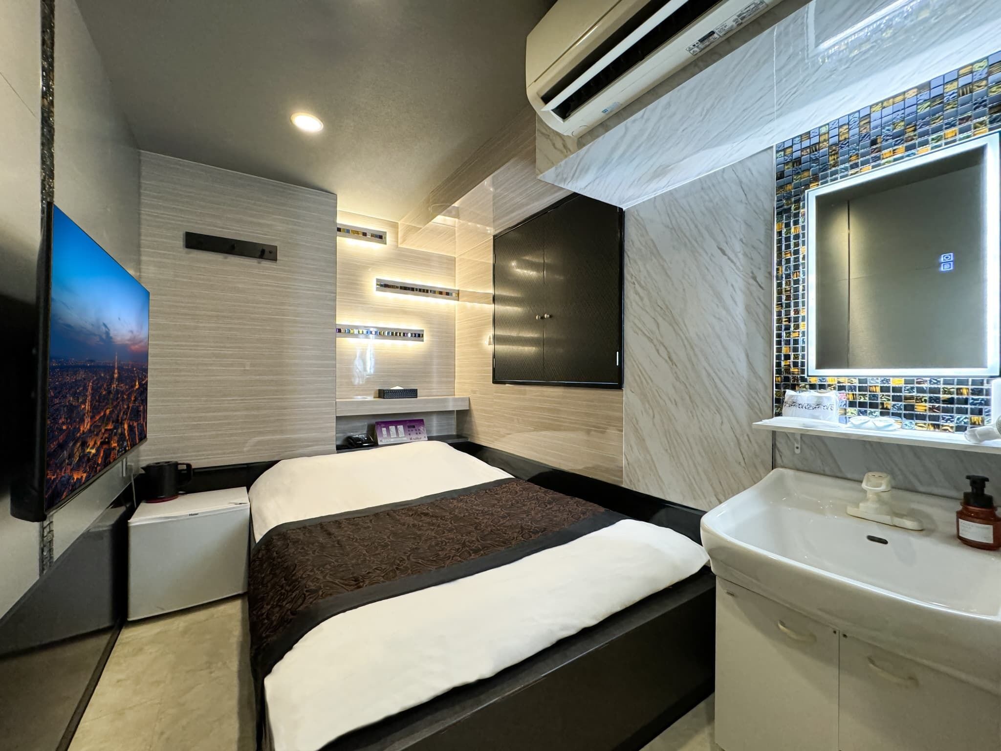 Quarto casal, para não fumantes | Wi-Fi de cortesia, roupa de cama
