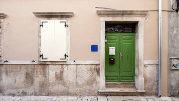 Entrada do alojamento