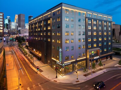 Top Hotels in Minneapolis, MN - Cancel FREE on most hotels | Hotels.com