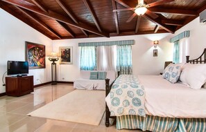 Villa Exclusiva | Roupa de alta qualidade, cofre no quarto, com decoração personalizada 