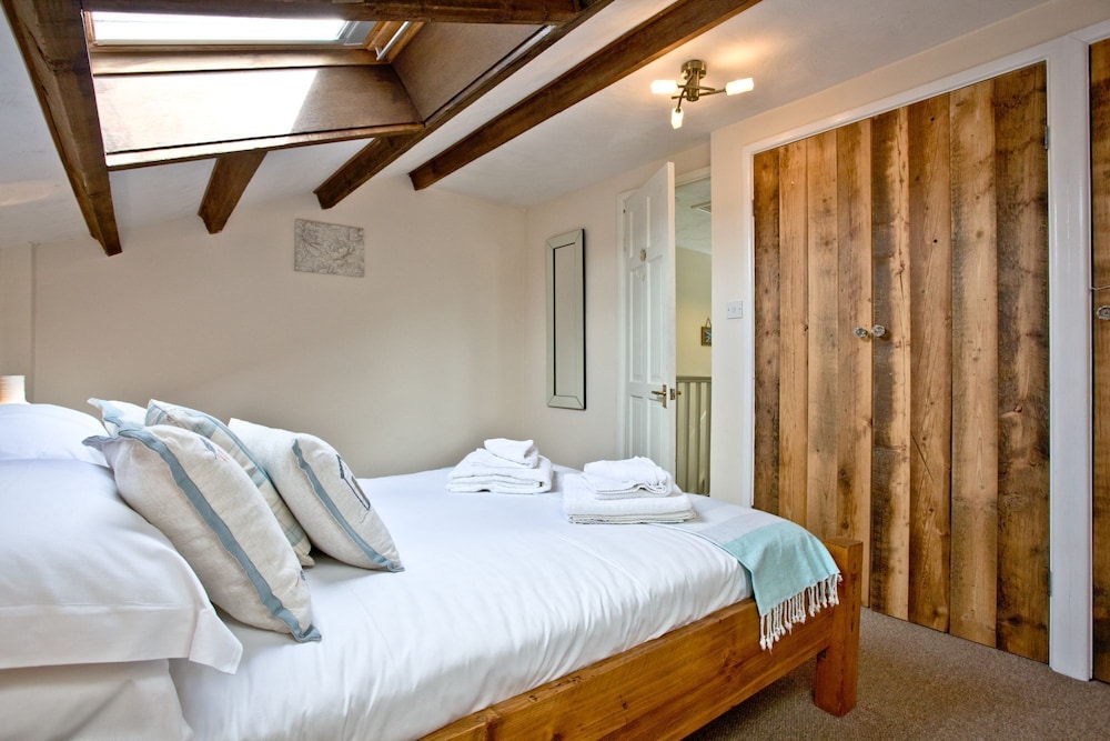 Nobbys Cottage, East Thorne, Nr Bude - Stratton