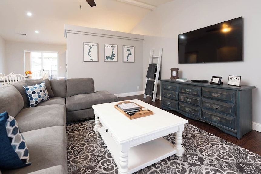 Cleanest Remodeled Home In Coeur D'alene!*5 Stars* - Triple Play Family Fun Park, Hayden Lake