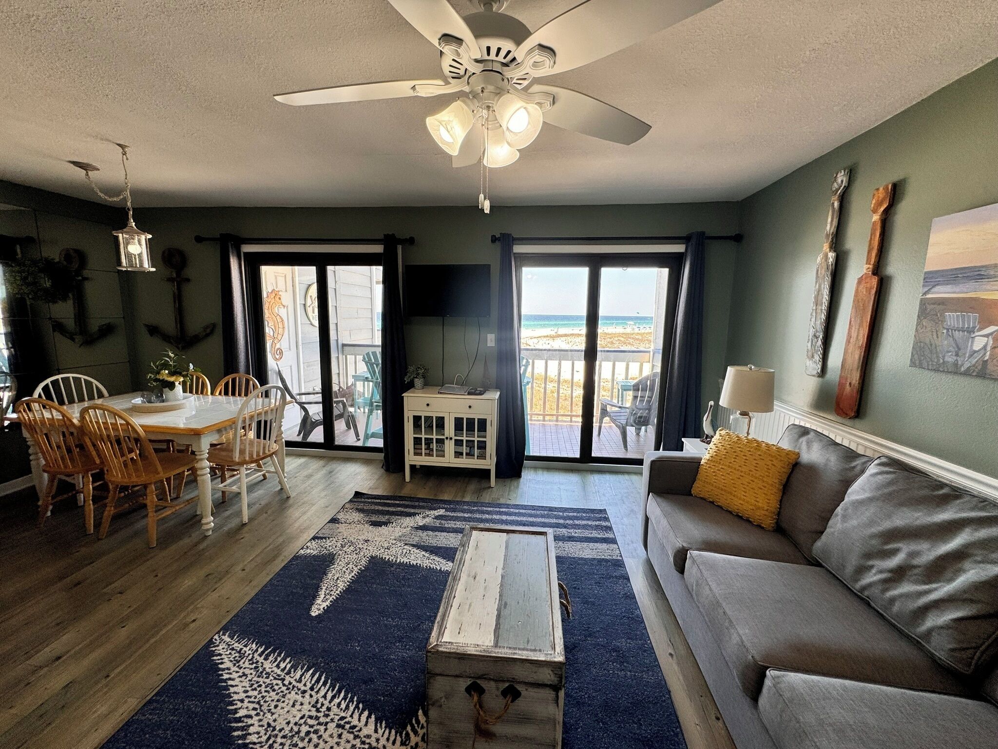 Shopping ~ Dining ~ Fun In The Sun  Hurry, Don't Walk, Run! - Gulf Shores, AL