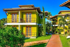 Quarto quádruplo luxo | Fachada