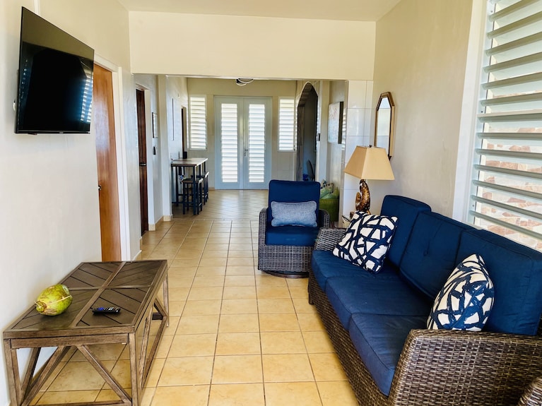 Private Beach Access, Large Oceanfront Home On Surf Beach Near Rincon - Porto Rico