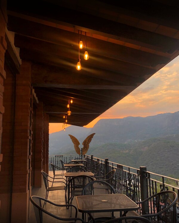 Hotel & Balneario Los Angeles - Taxco