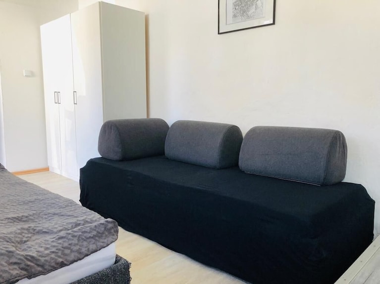 Fisherman's Lodge: 1 Room (Living/bedroom) - Bathroom - Kitchen - 30 Min To Frankfurt - Frankfurt