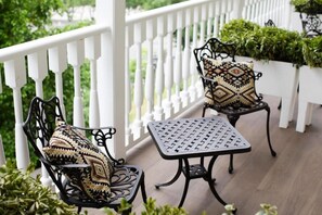 Superior with Balcony | Varanda