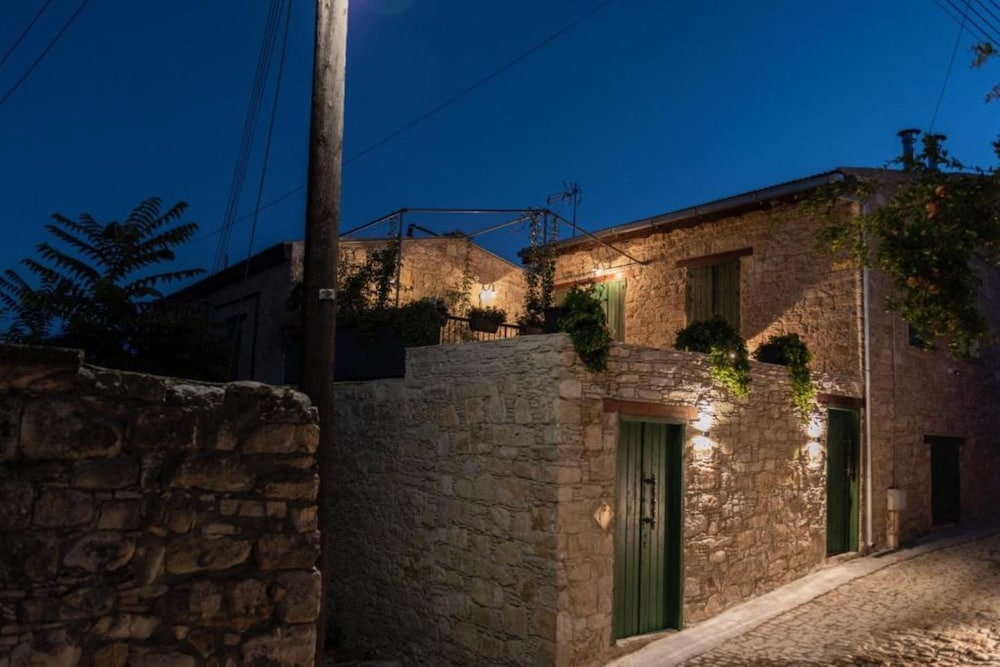 Oinou Strata - Adults Only - Cyprus