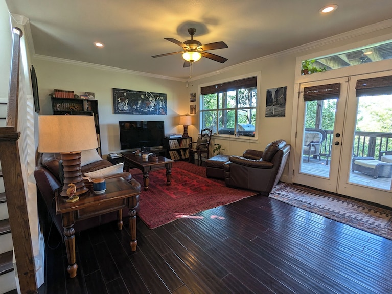 Lake House Living Dans Une Crique Tranquille Du Lac Travis - Leander, TX