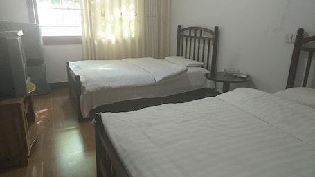 Quarto Twin, não fumadores | Cortinas/cortinados opacos, Wi-fi grÔtis, roupa de cama fornecida