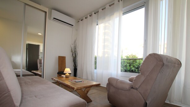 Apartamento Familiar, 1 quarto | Sala de estar