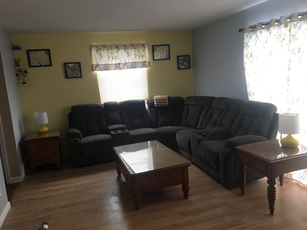 Nieuw- Downtown Condo-canalside / Riverworks / Bills / Sabres - Buffalo, NY