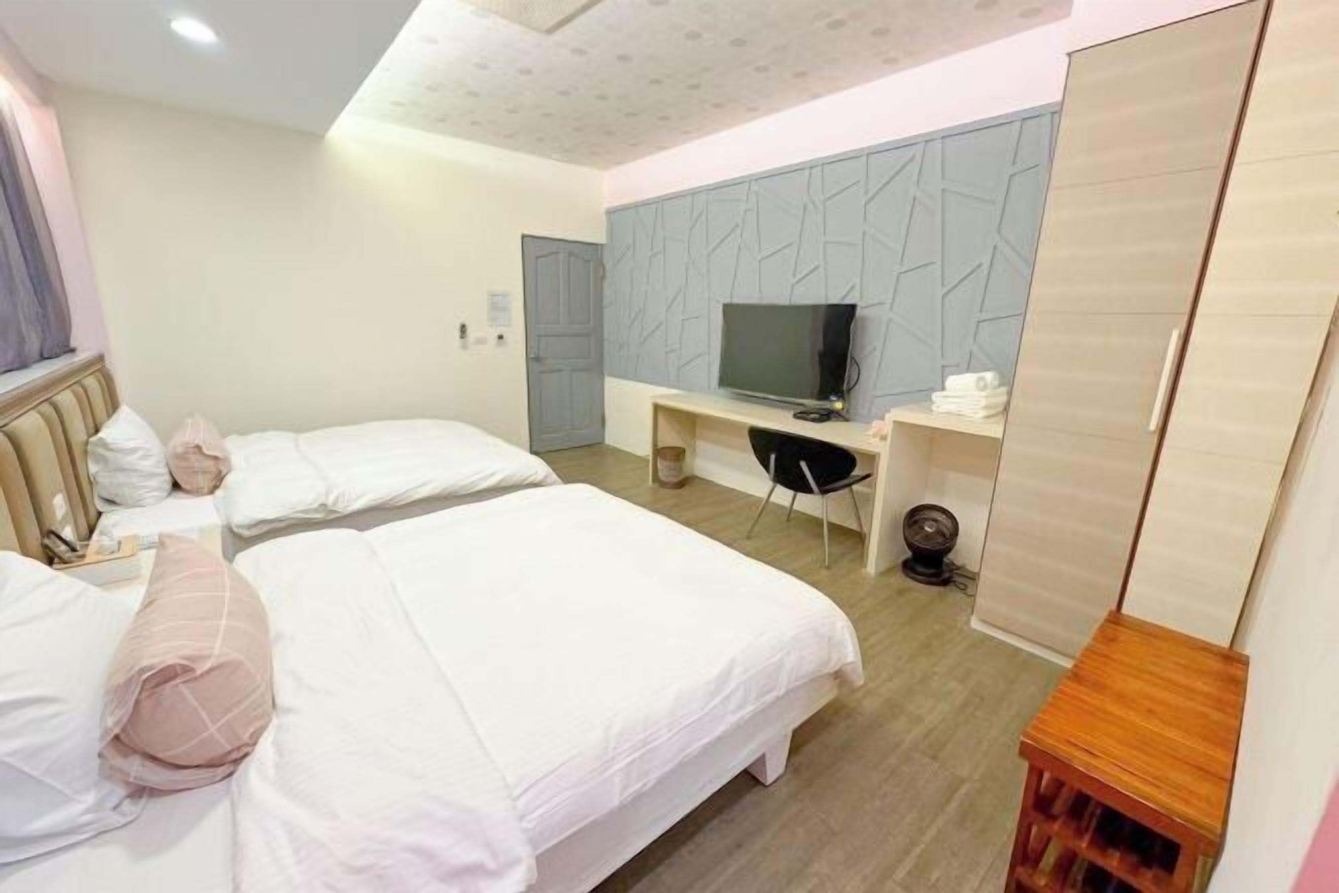 Cortinas/cortinados opacos, quartos insonorizados, Wi-fi grátis 