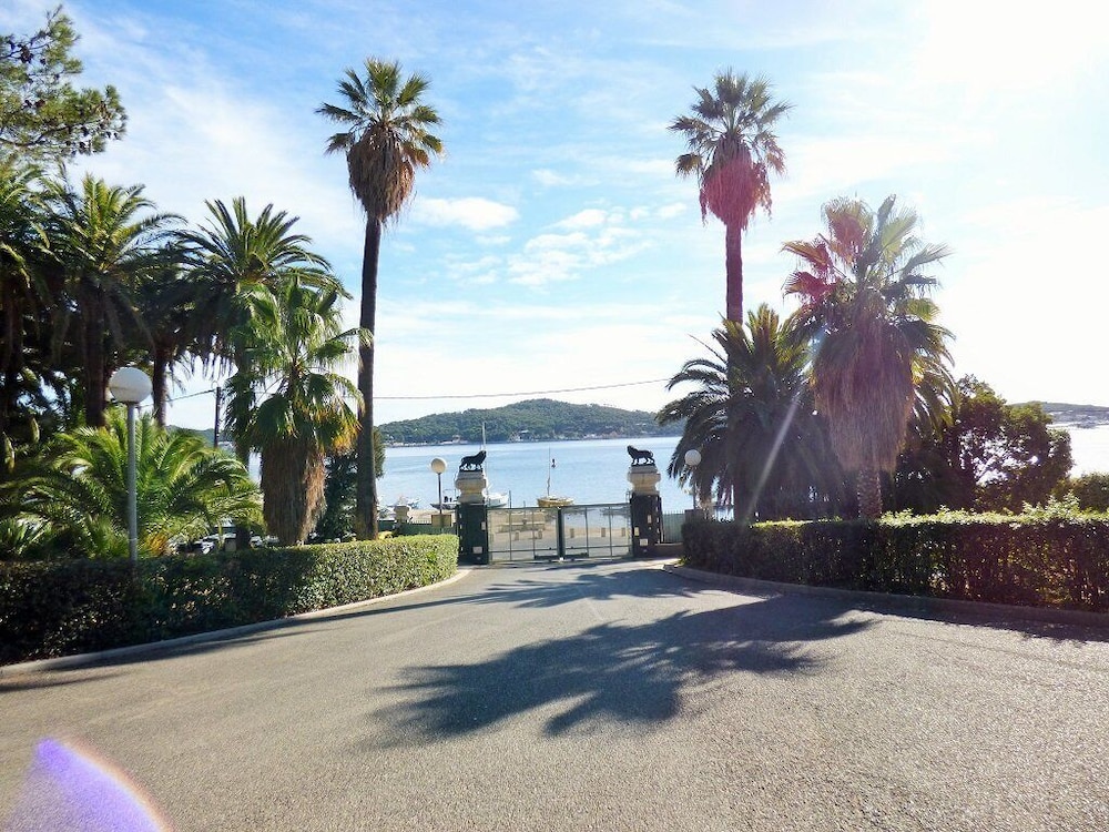 Superb Sea View, On The Top Floor With Lift, Residence With Swimming Pool - La Seyne-sur-Mer