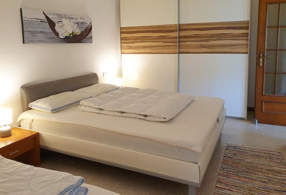 Holiday Apartment Varazze For 1 - 4 Persons With 1 Bedroom - Holiday Apartment In One Or Multi-famil - Varazze