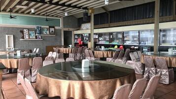 Pequeno-almoço inspirado na cozinha local diário incluído